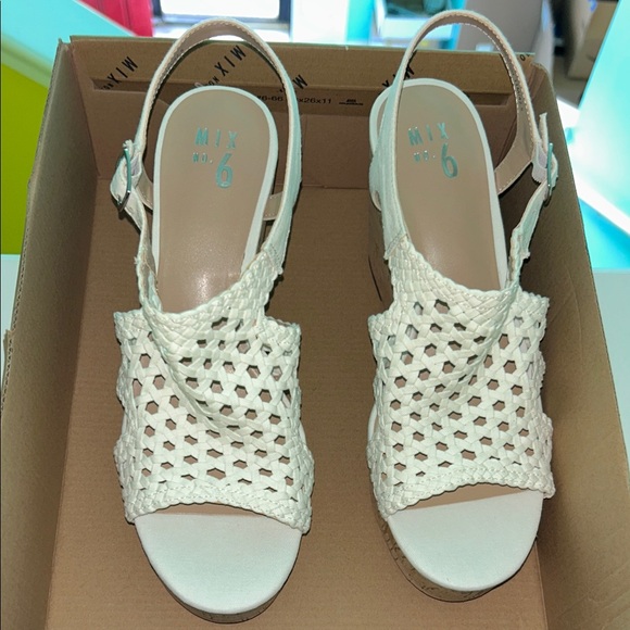 Mix No. 6 | Shoes | Mix No 6 Womens White Woven Sandals | Poshmark